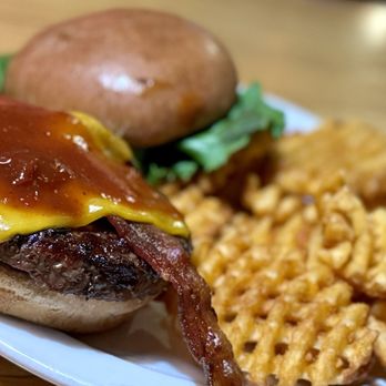 THE GRUMPY TROLL - Updated August 2025 - 440 Photos & 438 Reviews - 105 ...