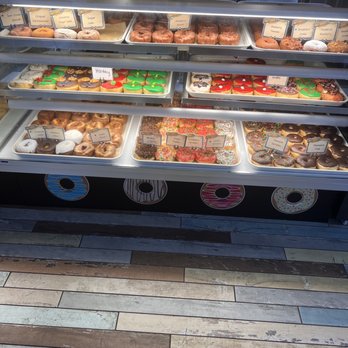 MAYNARD’S DONUTS & COFFEE - Updated October 2025 - 176 Photos & 144 ...