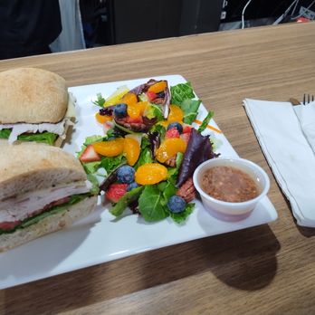 THE VALLEY RESTAURANT & CATERING - Updated December 2025 - 25 Photos ...