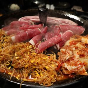 MR KIM’S KOREAN BBQ - 537 Photos & 370 Reviews - 560 Marks St ...