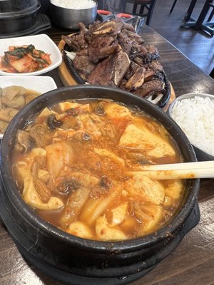 HAMA KOREAN CUISINE - 10 Photos & 10 Reviews - 88 Godwin Ave, Ridgewood ...