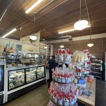 LITTLE FLOWER - Updated November 2024 - 839 Photos & 652 Reviews - 1424 ...