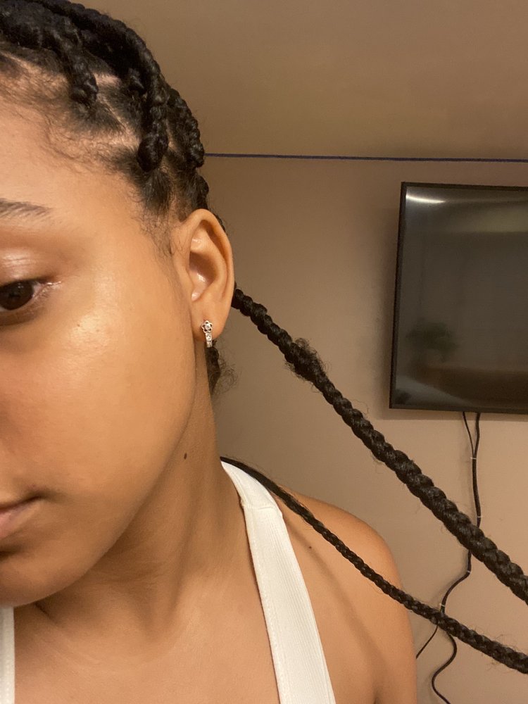 ESSENCE & KAYLA - Updated July 2025 - 52 Photos & 51 Reviews - 557 Main ...