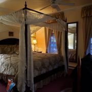 PIG HILL INN - 105 Photos & 61 Reviews - 73 Main St, Cold Spring, NY - Yelp