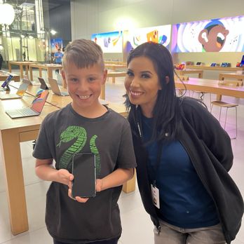 APPLE VICTORIA GARDENS - Updated May 2025 - 276 Photos & 1058 Reviews ...