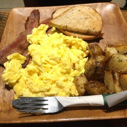 CAFE RAYMOND - Updated October 2025 - 556 Photos & 428 Reviews - 2009 ...