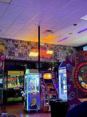 LEADERBOARD ARCADE BAR & PIZZERIA - Updated November 2024 - 46 Photos ...