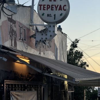 EL TEPEYAC CAFE - Updated July 2025 - 2616 Photos & 2799 Reviews - 812 ...