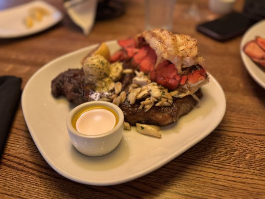 CUTS STEAKHOUSE - Updated December 2025 - 782 Photos & 891 Reviews - 60 ...