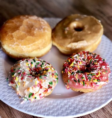 MISS DONUTS - 34 Photos & 45 Reviews - Donuts - 40335 Winchester Rd ...
