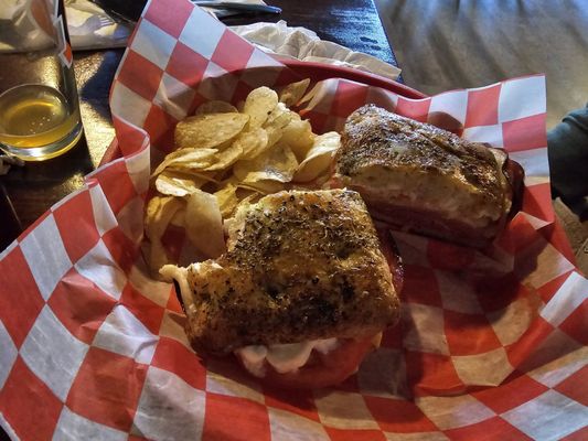 FISHTAIL TAVERN - Updated December 2025 - 112 Washington St, Hooven ...