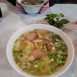 KH PHO AND GRILL - Updated October 2024 - 90 Photos & 151 Reviews ...