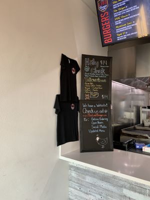 LOUD BURGER - Updated April 2025 - 265 Photos & 304 Reviews - 22497 ...