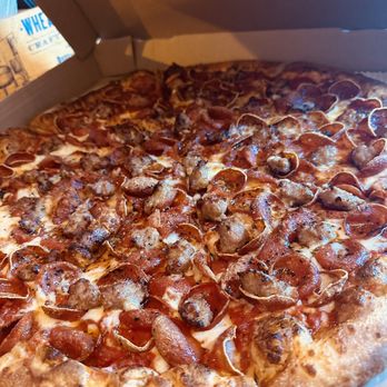 CARDINAL PIZZA - Updated October 2025 - 142 Reviews & 118 Photos - 10 E ...