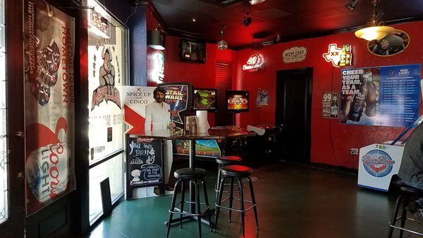 Bullpen Pizza And Sports Bar 22 Photos 83 Reviews 14019 Southwest