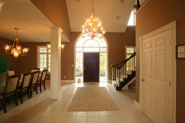 SELAH HOUSE - Updated January 2026 - 42 Photos - 1106 Meridian St 300 ...