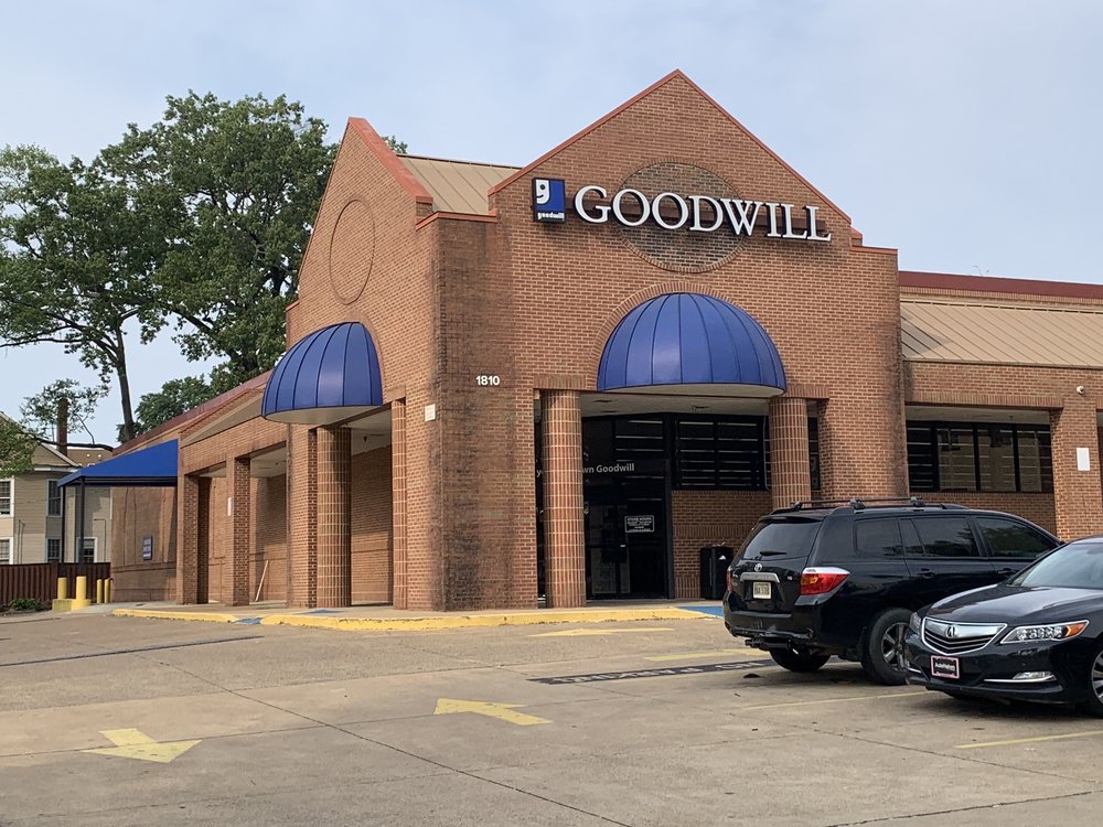 GOODWILL - Updated June 2024 - 1810 Union Ave, Memphis, Tennessee ...