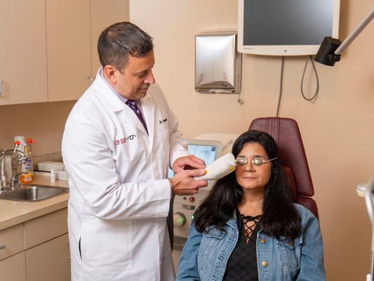 SIMONE EYE CENTER - Updated December 2025 - 26 Photos - 15959 Hall Rd ...