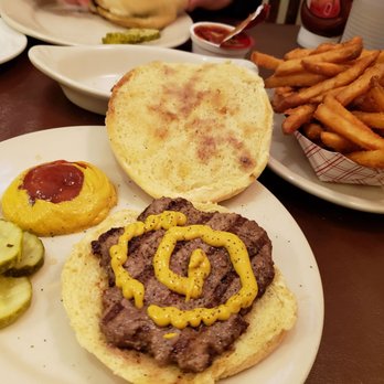 REUNION STATION - Updated November 2025 - 24 Photos & 29 Reviews - 21 ...