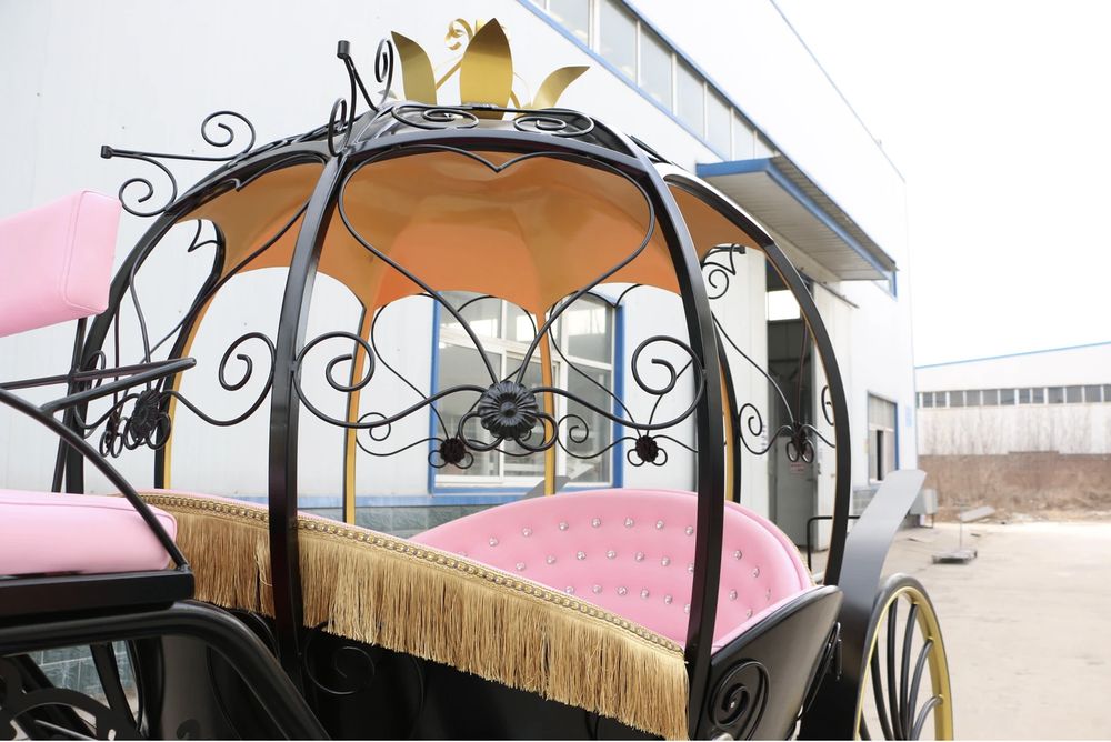 THE LOVE CARRIAGE - Updated January 2026 - 3343 Peachtree St NE ...