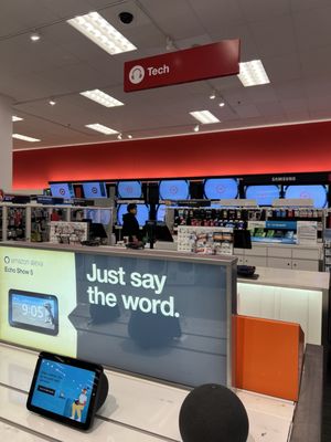 TARGET - Updated November 2025 - 252 Photos & 426 Reviews - 1057 ...