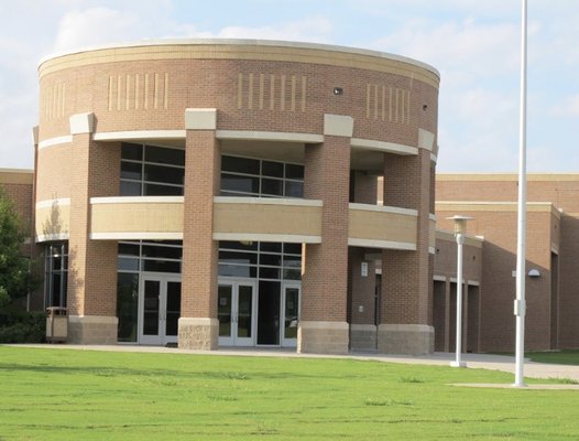 TIMBERVIEW HIGH SCHOOL - Updated July 2025 - 12 Photos - 7700 S Watson ...