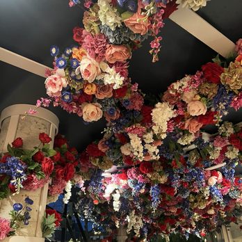 LOVESTRUCK BOOKS - Updated September 2025 - 48 Photos & 17 Reviews - 44 ...