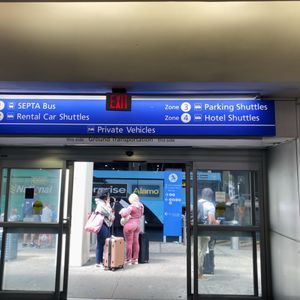 EXPRESSPARK SOUTH LOT - Updated December 2025 - 34 Photos & 90 Reviews ...