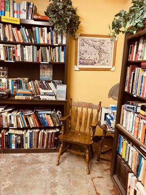 RED ROCK BOOKS - Updated April 2026 - 25 Photos & 28 Reviews - 206 W ...