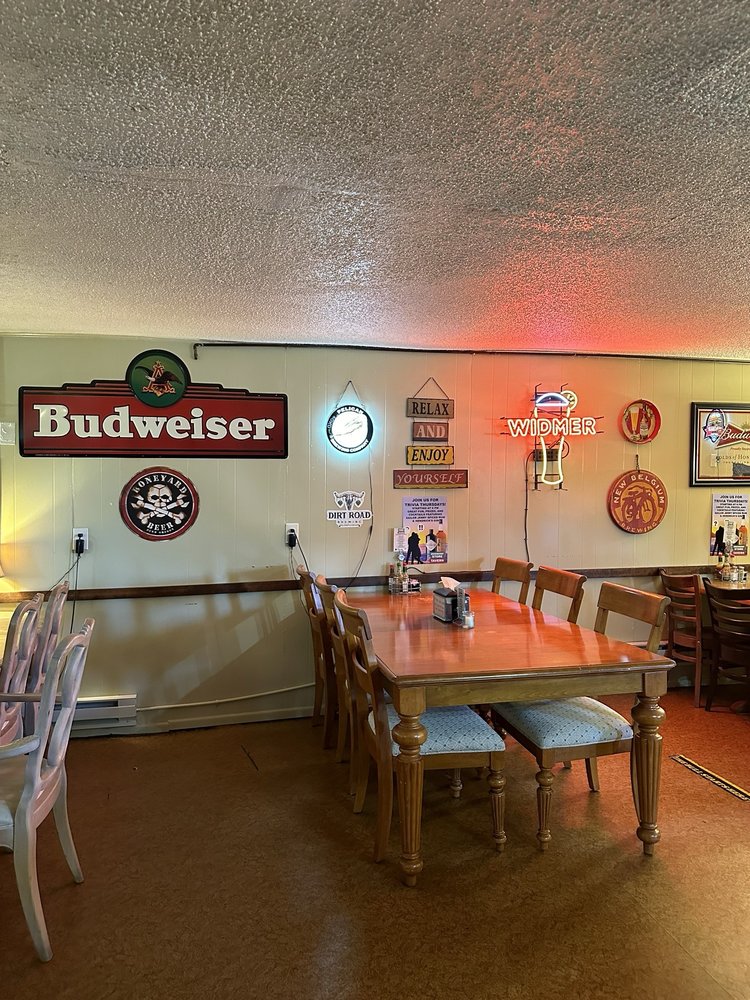 GREENBERRY STORE & TAVERN - Updated January 2026 - 13 Photos & 13 ...