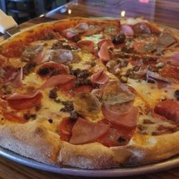 FIVE BOROUGHS PIZZA TAVERN - Updated July 2025 - 107 Photos & 165 ...