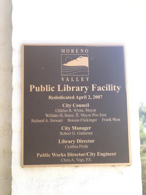 MORENO VALLEY PUBLIC LIBRARY - Updated December 2025 - 18 Photos & 31 ...
