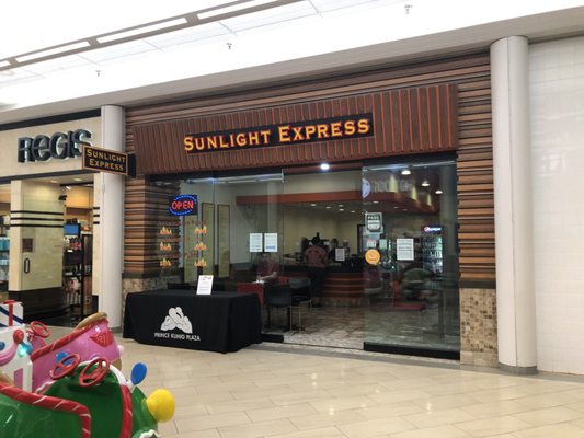 SUNLIGHT EXPRESS - 17 Photos & 36 Reviews - American (Traditional ...