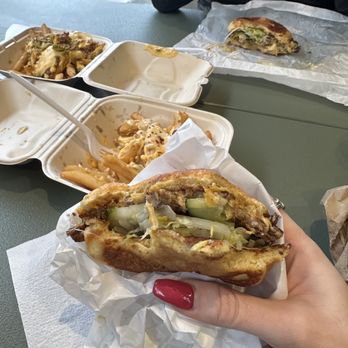 GOON BURGER - Updated October 2025 - 37 Photos & 22 Reviews - 1703 Main ...