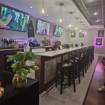 THE HIDEAWAY - Updated December 2025 - 43 Photos & 41 Reviews - 9 ...