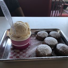 THE NEIGHBORHOOD SCOOP - 179 Photos & 127 Reviews - Ice Cream & Frozen ...