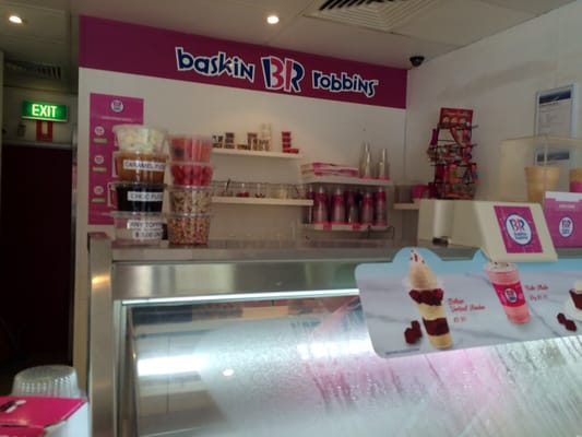 BASKIN- 31 - ROBBINS ICE CREAM - 36 Sea Beach Ave, Mermaid Beach ...