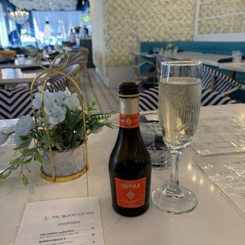 THE BLOOM LOUNGE - Updated November 2024 - 380 Photos & 184 Reviews ...