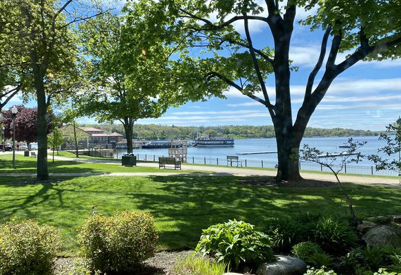 LAKE GENEVA PUBLIC LIBRARY - Updated May 2026 - 29 Photos & 17 Reviews ...
