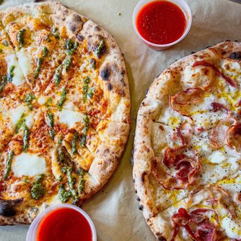 INIZIO PIZZA NAPOLETANA - Updated October 2024 - 477 Photos & 360 ...