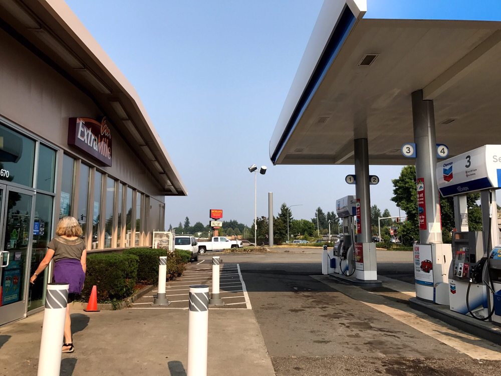 CHEVRON - Updated November 2025 - 670 Trosper Rd SW, Tumwater ...