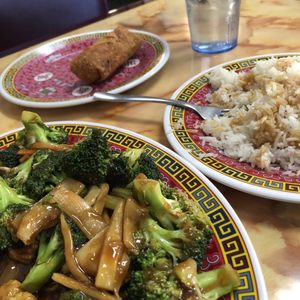 ORIENTAL KITCHEN - 10 Photos & 18 Reviews - 628 Wisconsin 54, Black ...