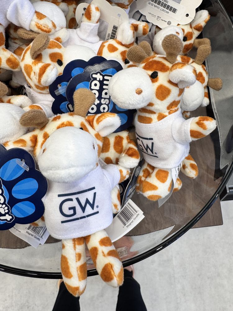 GW CAMPUS STORE - CLOSED - Updated May 2026 - 11 Photos - 800 21st St ...