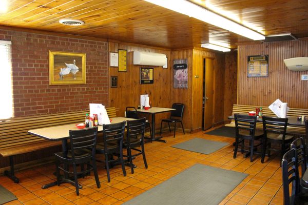 WHITE SWAN BAR-B-QUE & FRIED CHICKEN - Updated December 2025 - 93 ...