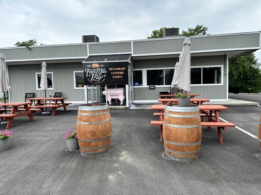 FOUR MILE PIG - Updated May 2026 - 74 Photos & 98 Reviews - 7962 ...