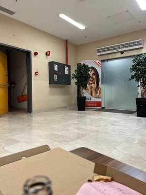 TURKEYANA CLINIC - Updated July 2025 - 11 Photos & 28 Reviews - Cami Sok., İstanbul, Turkey ...