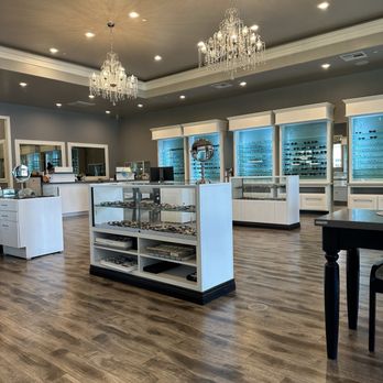 VISIONS OPTOMETRY - Updated December 2025 - 24 Photos & 43 Reviews ...