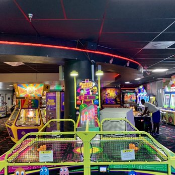 THE ORIGINAL PINBALLZ ARCADE - Updated January 2025 - 414 Photos & 642 ...