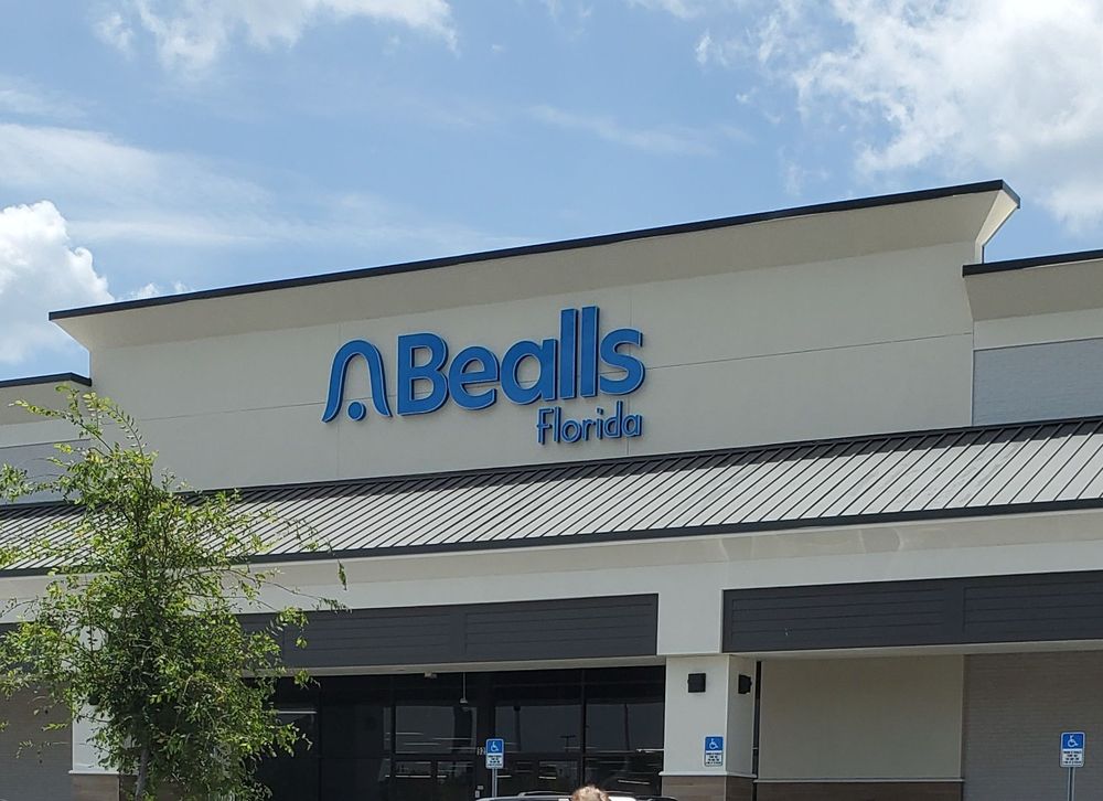 BEALLS DEPARTMENT STORE - Updated December 2025 - 925 E Bloomingdale ...