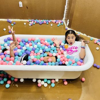 WONDER CHAMBER - Updated January 2026 - 104 Photos & 56 Reviews - 8800 ...